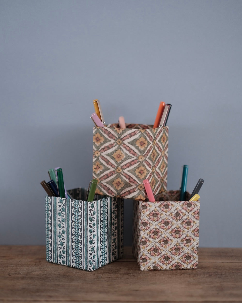 Pot à Crayons Italien : Élégance et Praticité– Cherished Corner by Maï ...