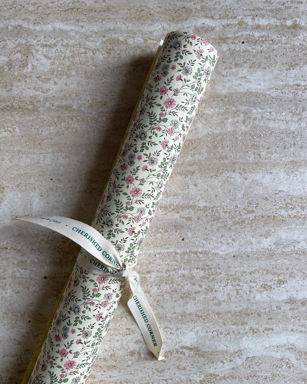 Papier à Motifs Jardin Anglais : Évasion Florale Créative– Cherished ...